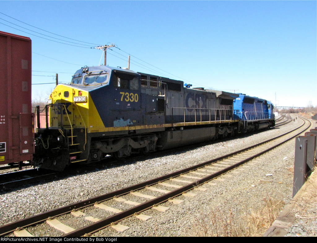 CSX 7330 and CEFX 3113
